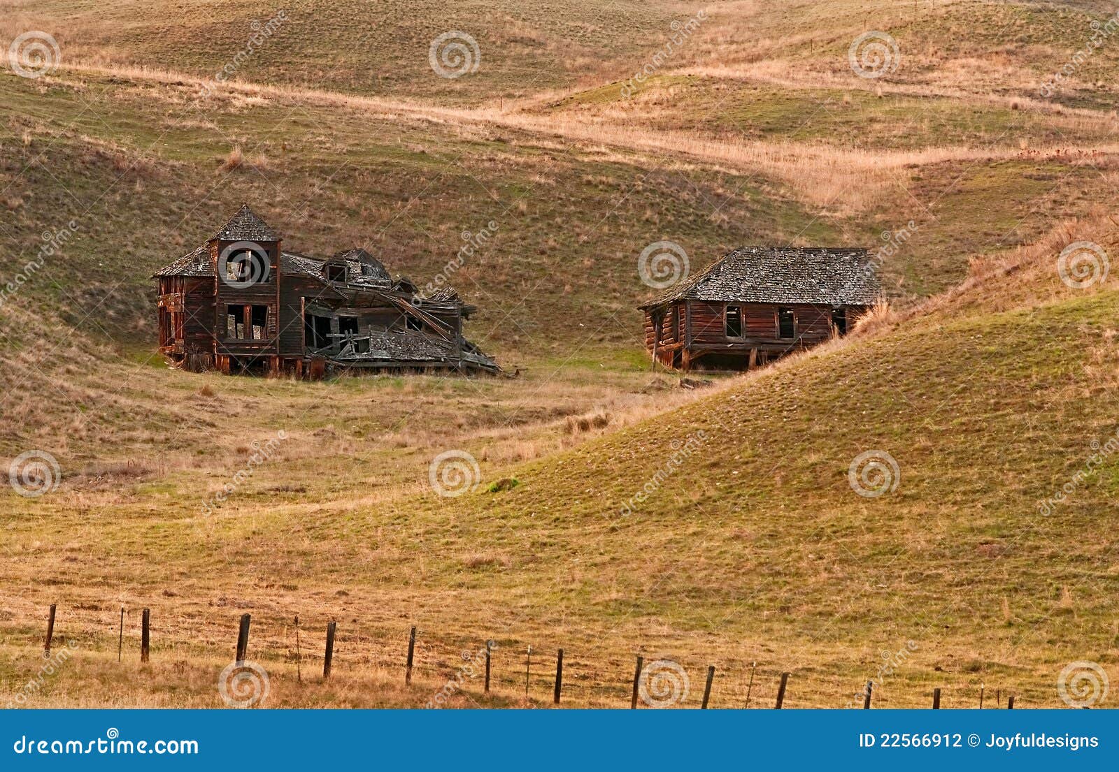 Old Historic Mansion Homestead Stock Photo - Image of broke, building ...
