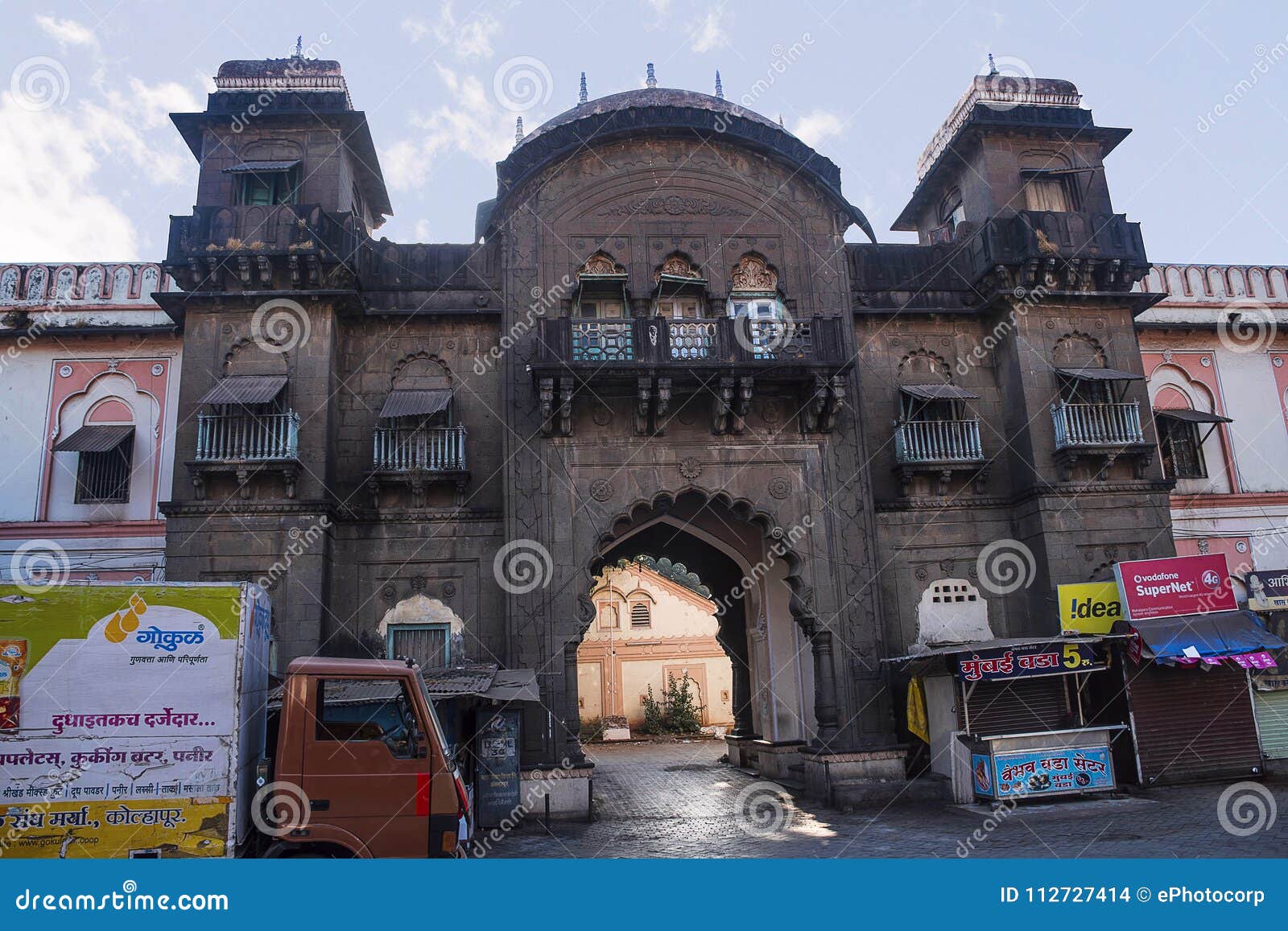 Old Gate, Kolhapur, Maharashtra Editorial Stock Image - Image of bull, aambabai: 112727414