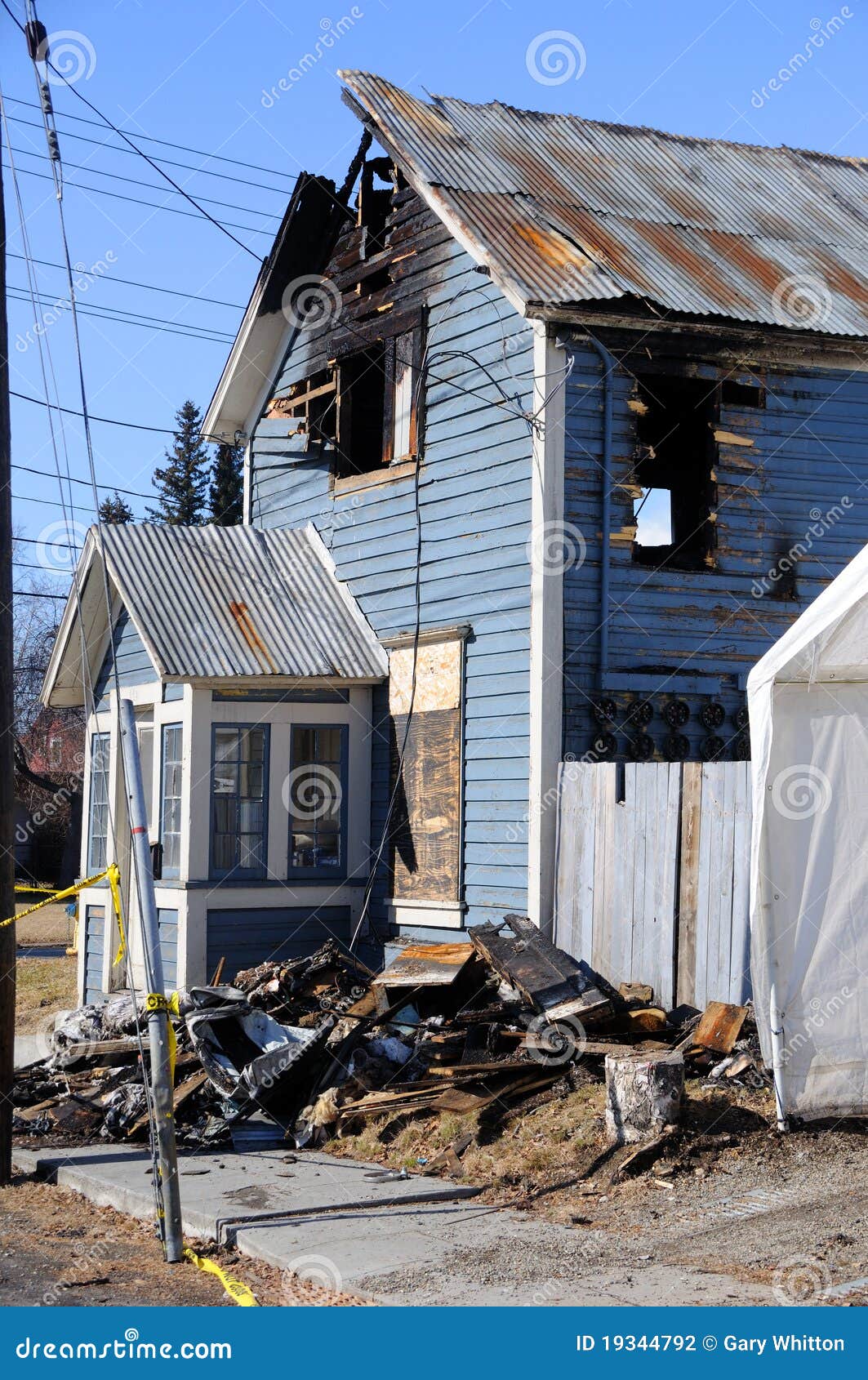 Old Home Burned by Fire stock photo. Image of charcoal - 19344792