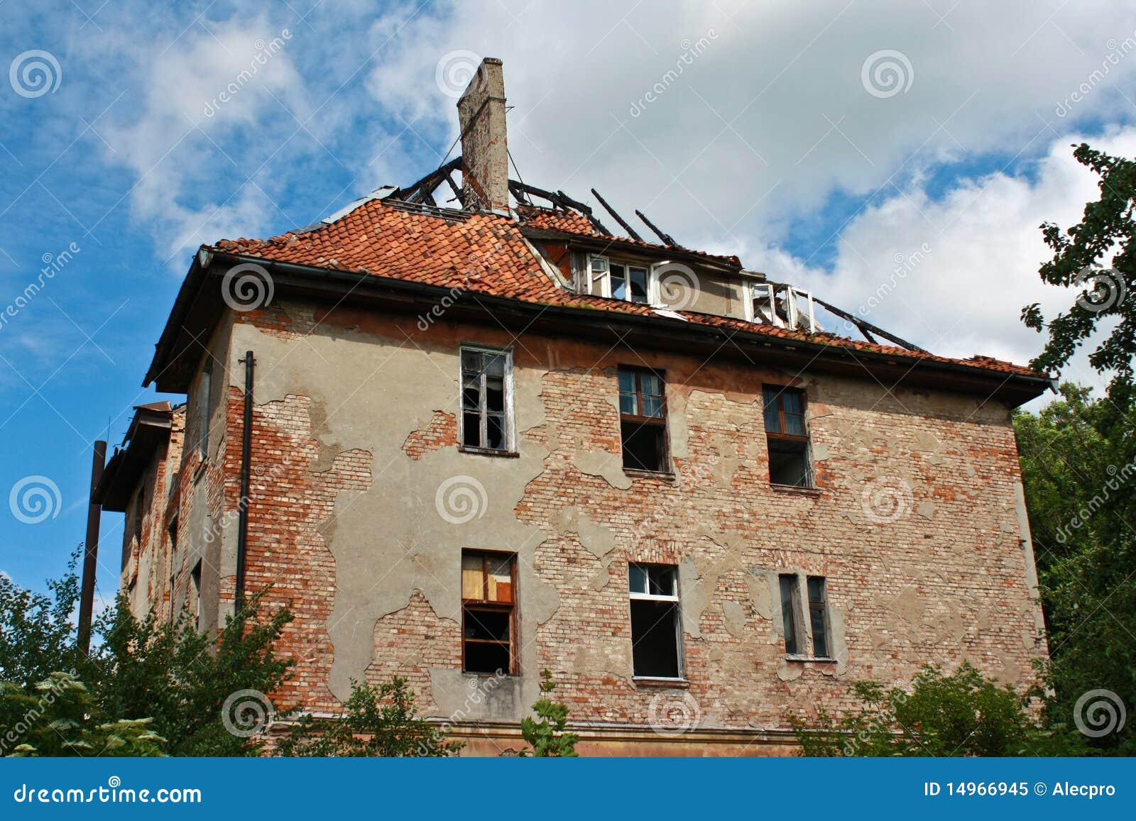 Old house stock image. Image of built, construction, chaos - 14966945