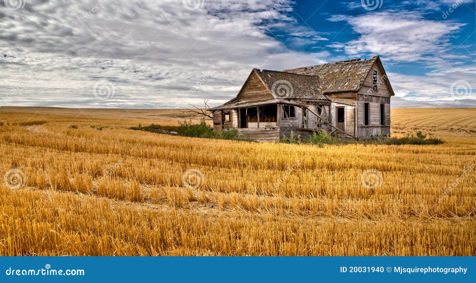 Old House stock photo. Image of farm, grass, prairie - 20031940