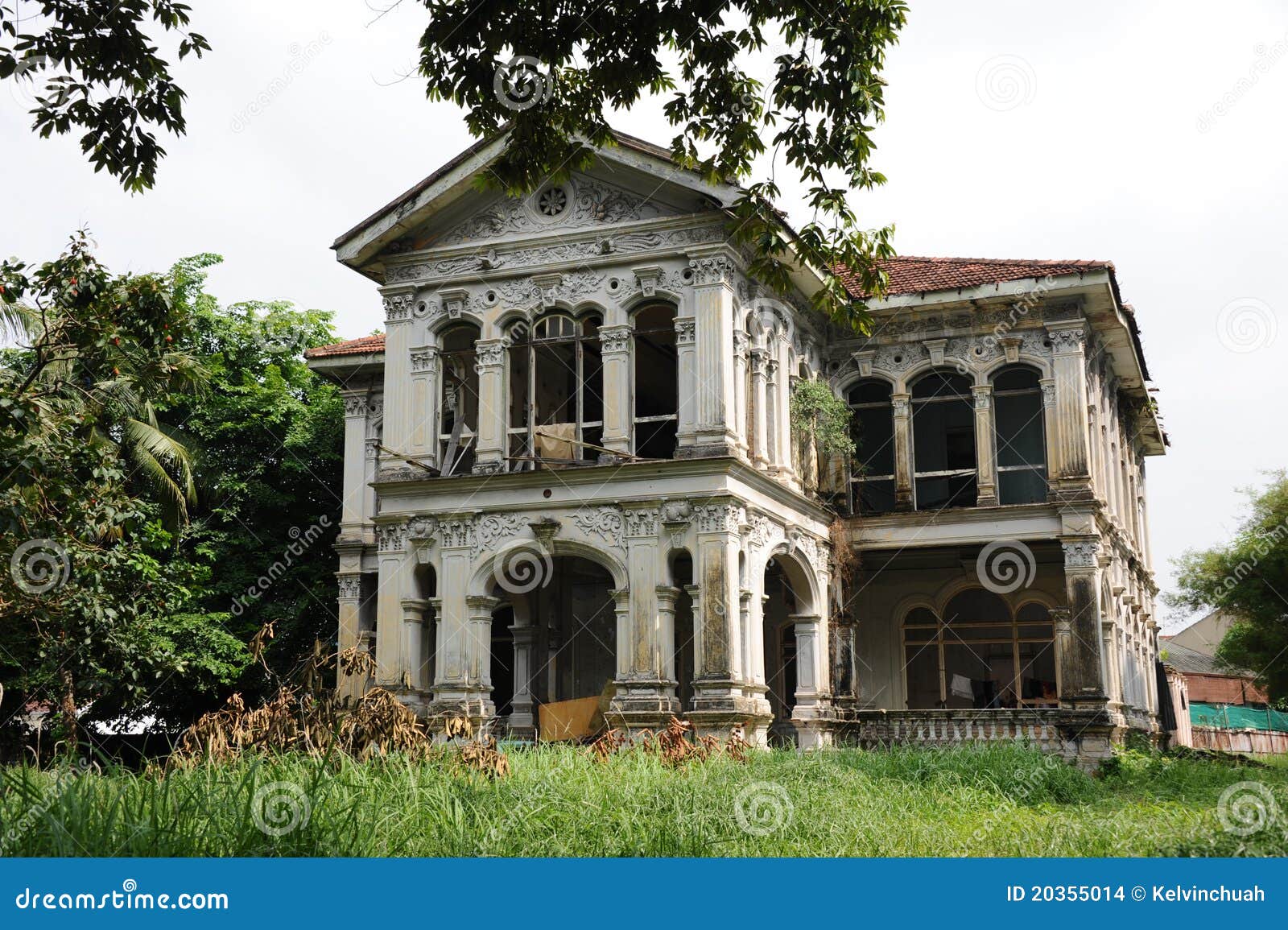Old house stock photo. Image of abandoned, structure - 20355014