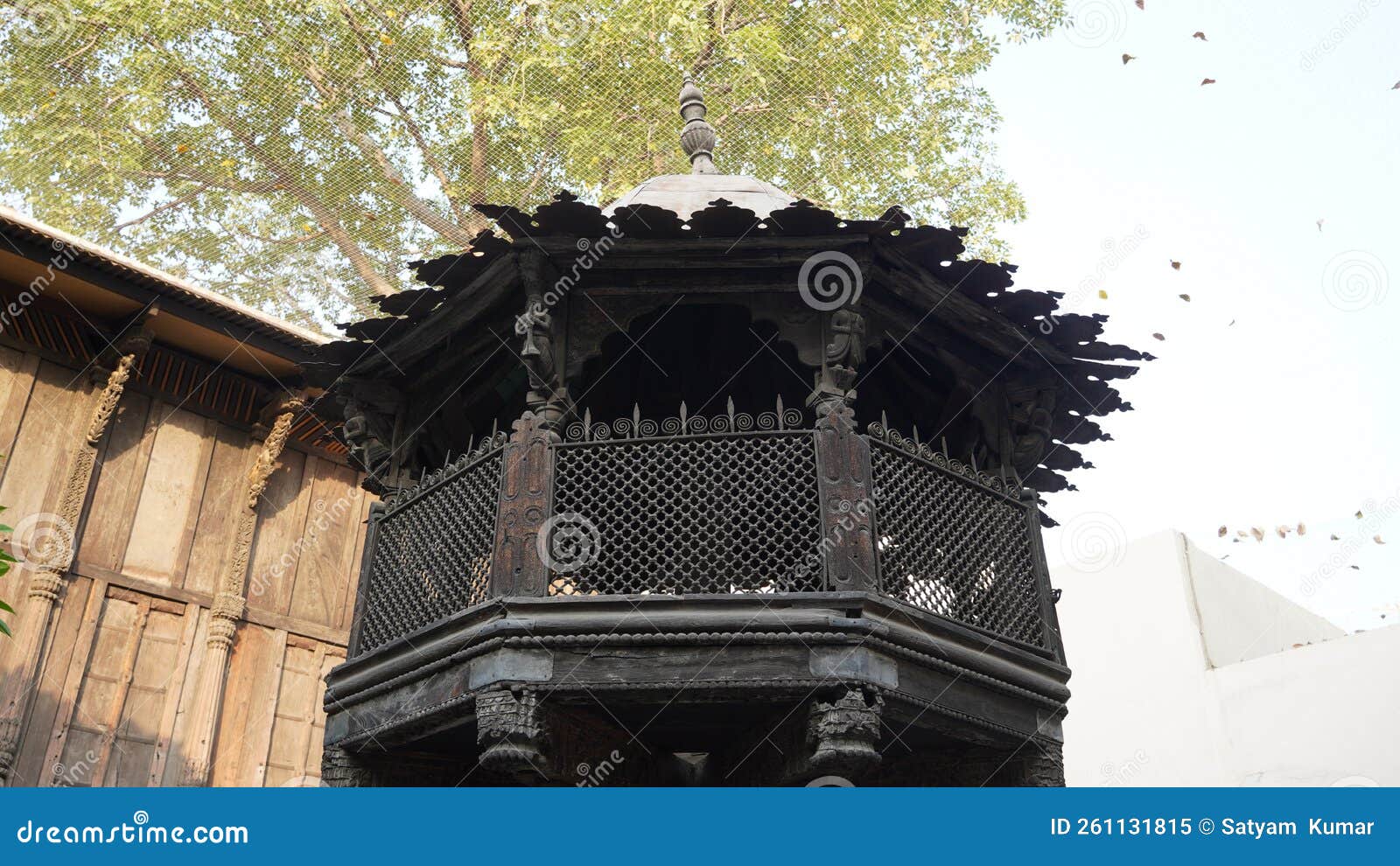 Ancient house editorial image. Image of home, ancient - 261131815