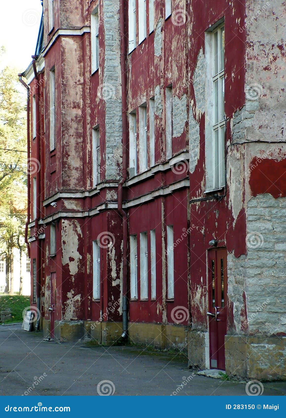 Old house stock photo. Image of rough, construction, grungy - 283150