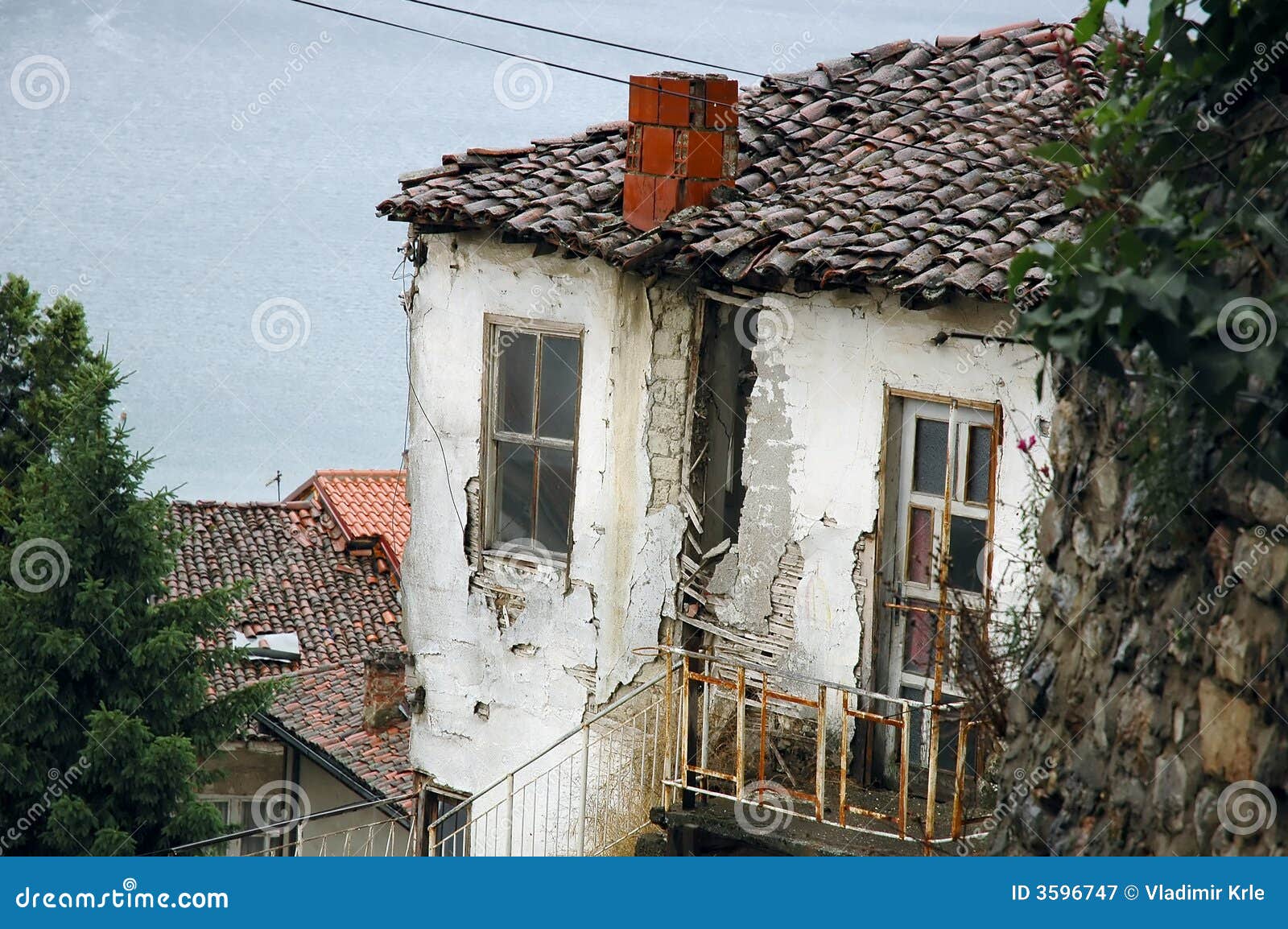 Old House Picture. Image: 3596747