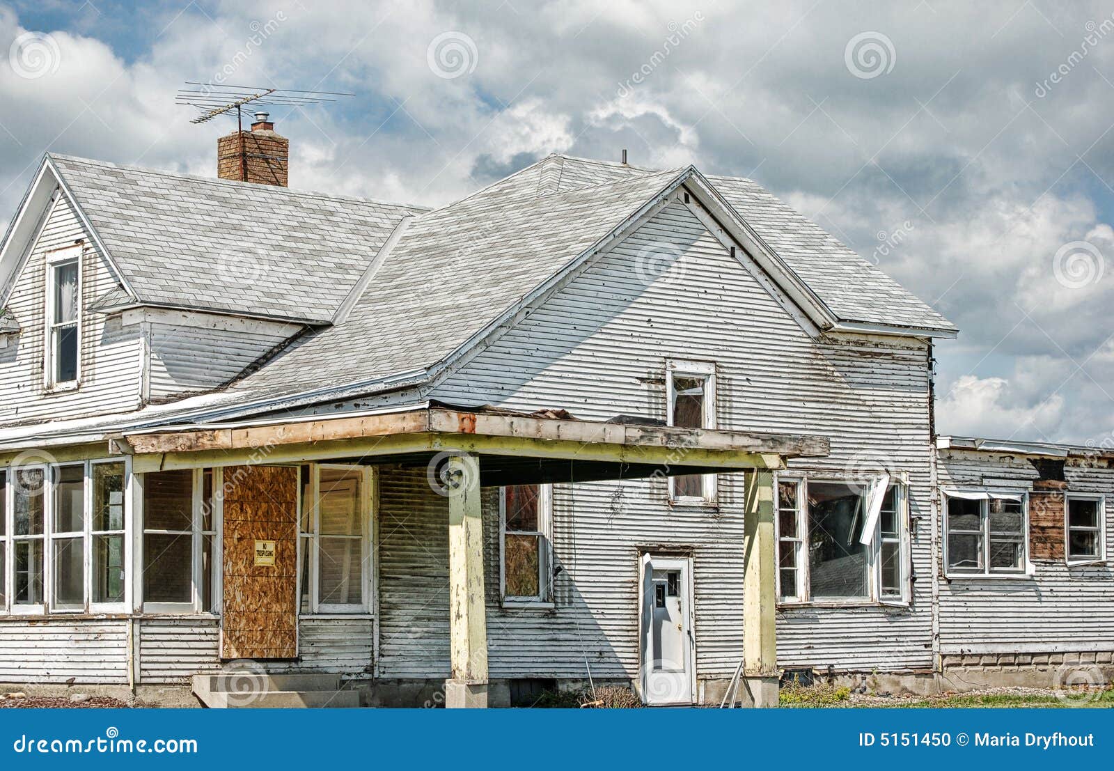 This Old House stock photo. Image of ragged, torn, house - 5151450