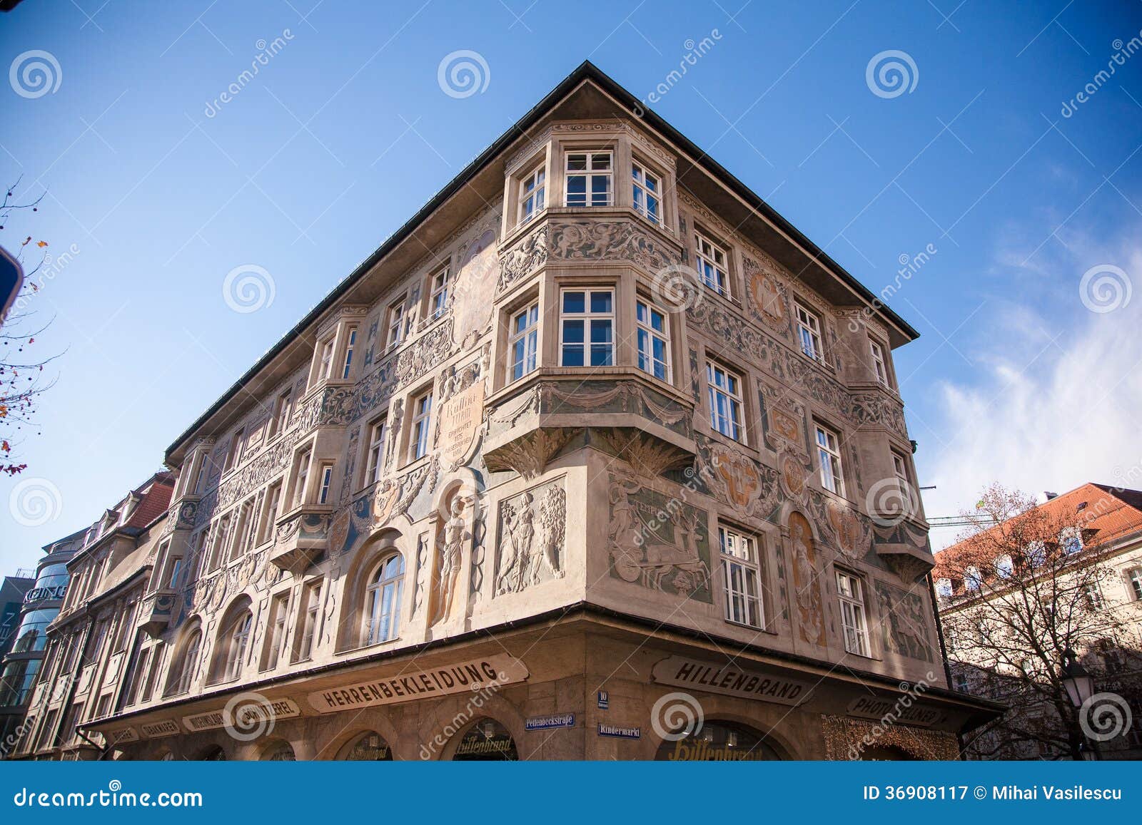 Old house in Munchen. editorial photography. Image of architecture ...