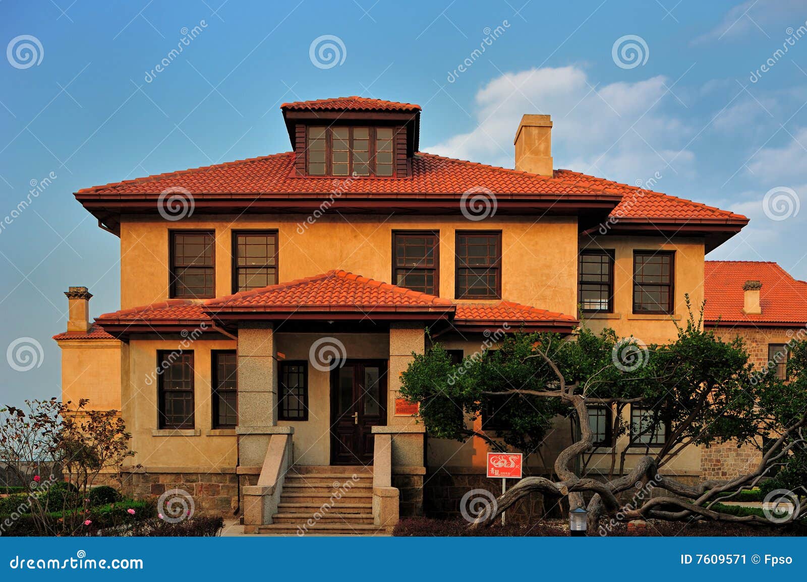 Old house in Yantai, China stock image. Image of house - 7609571