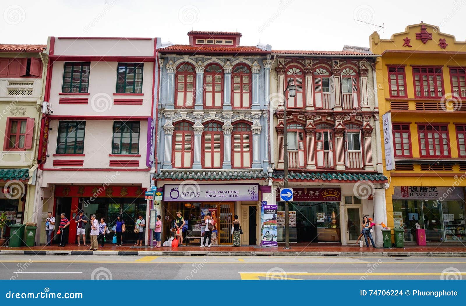 Old Houses at Chinatown in Singapore Editorial Stock Image - Image of ...