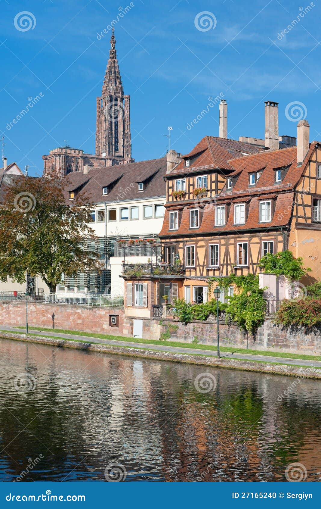 Old houses in Strasbourg stock photo. Image of church - 27165240