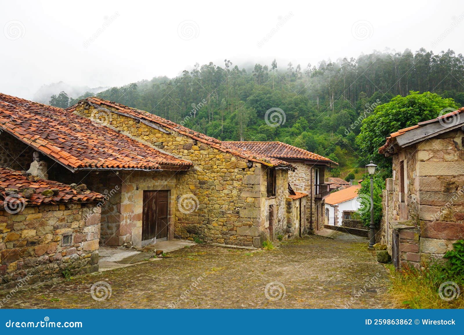 Old Houses in a Village in Spain Stock Photo - Image of village, travel ...