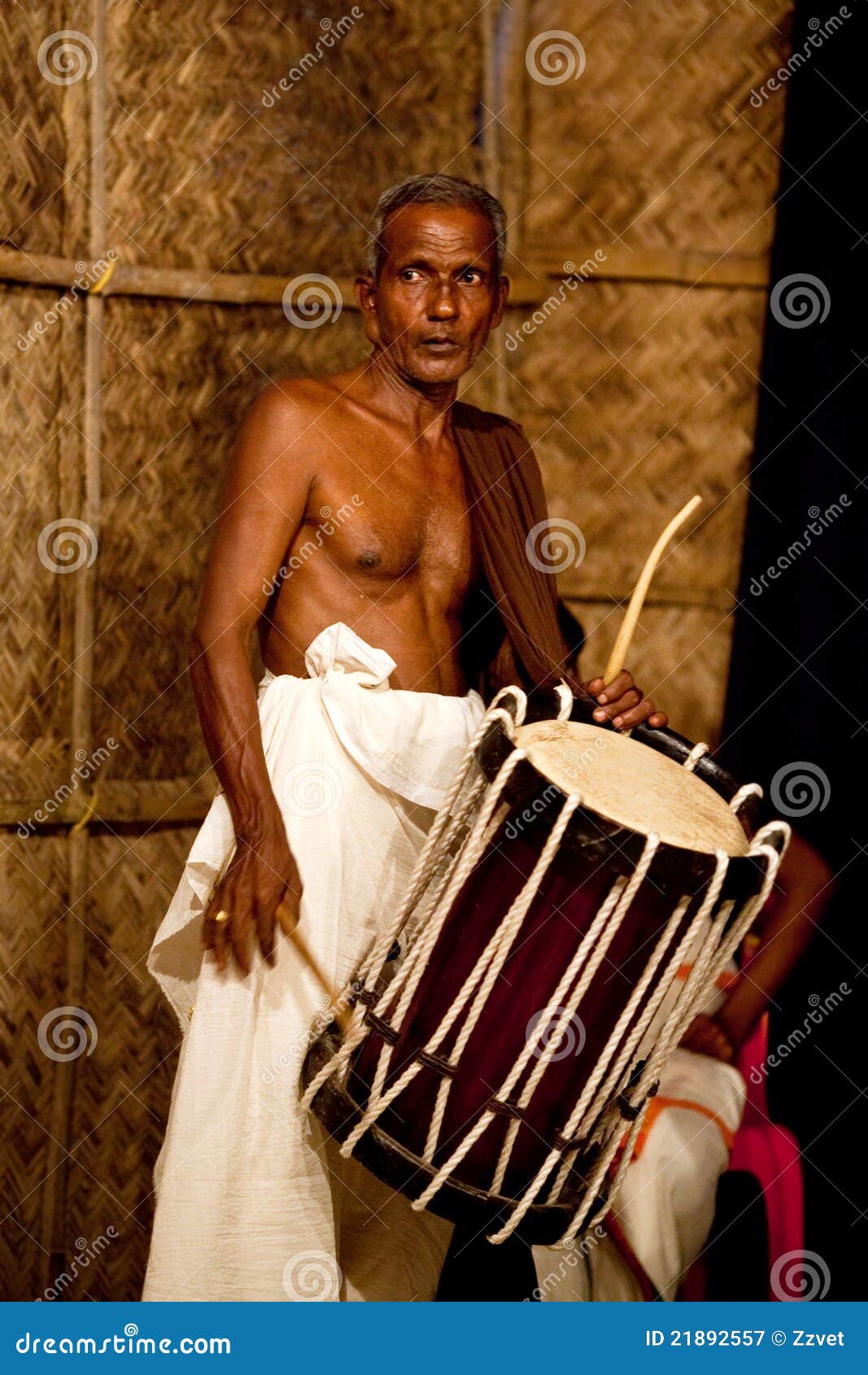 Old indian drummer editorial photography. Image of male - 21892557