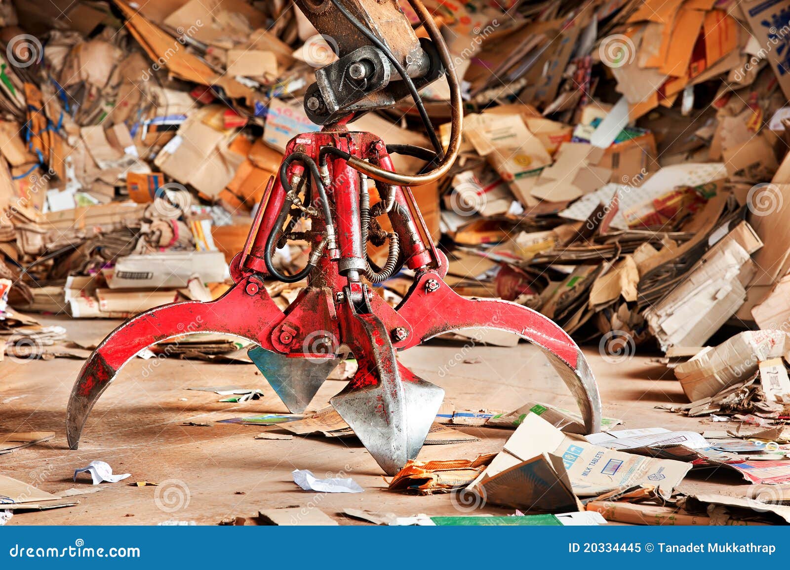 Industrial Claw Machine. Excavator Arm On The Trash Truck. Claw Crane ...