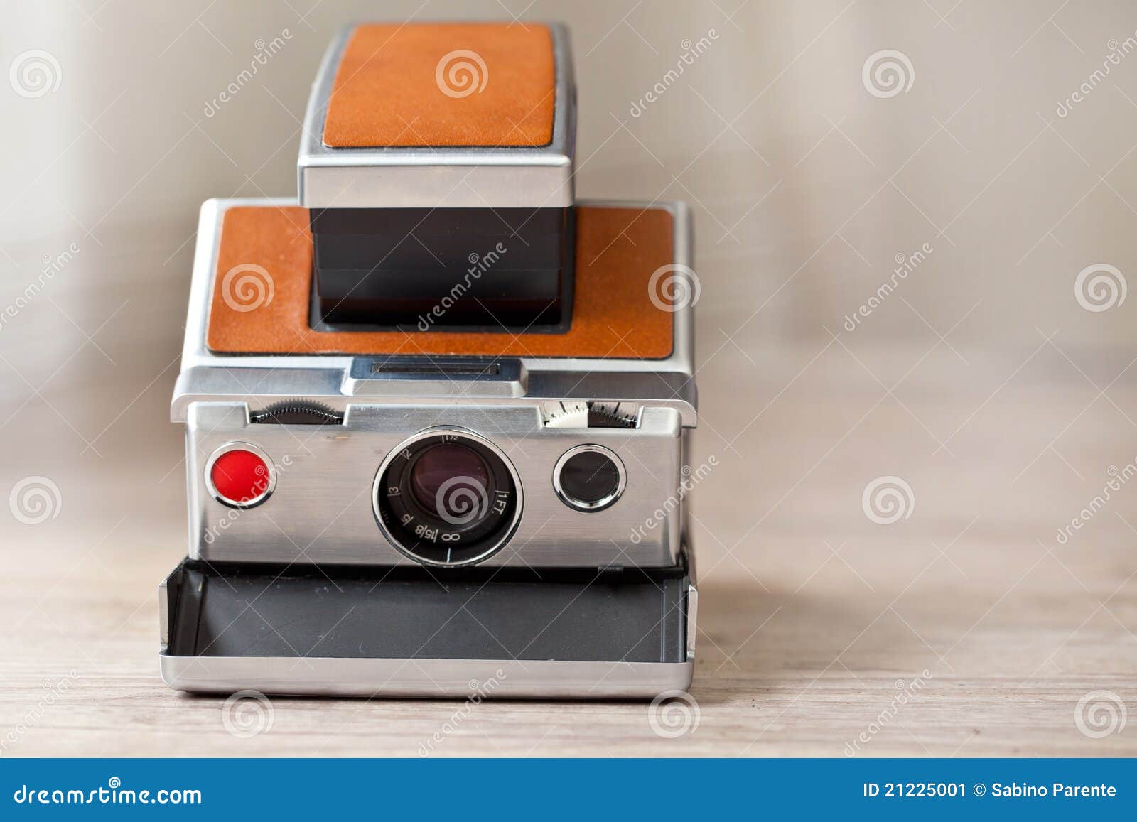 Old instant camera stock image. Image of design, capture - 21225001