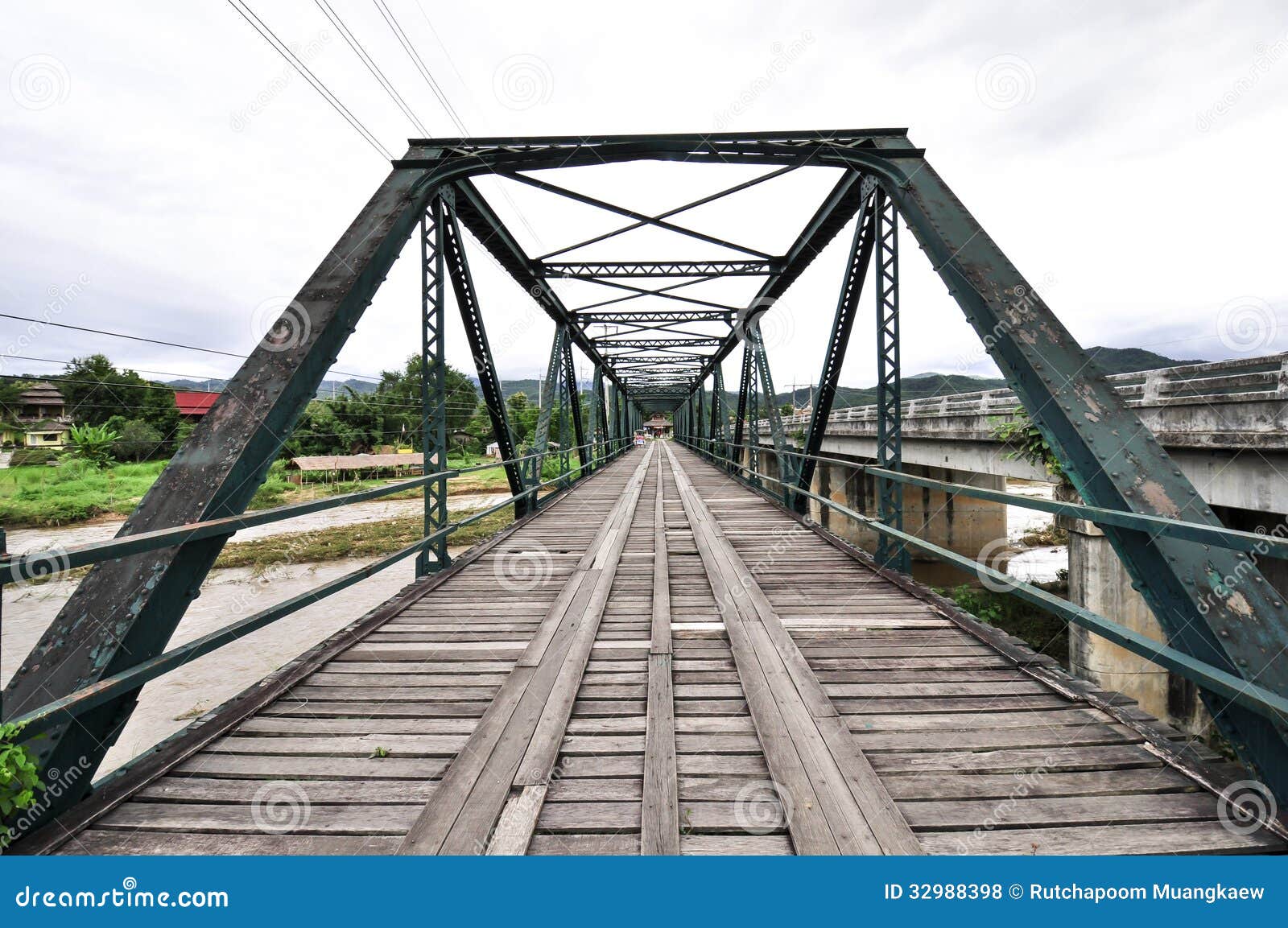 The old iron bridge stock photo. Image of transportation - 32988398