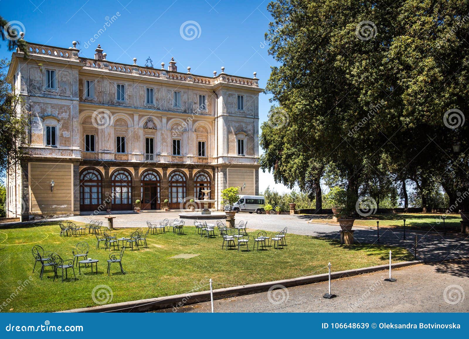 Old Italian Villa and Stone Fountain in the Trees Stock Image - Image ...