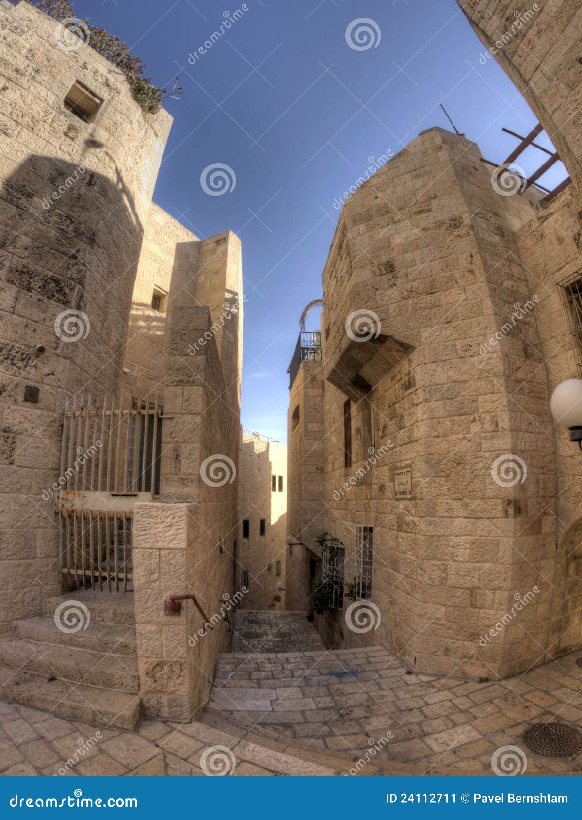 Old jerusalem streets stock image. Image of arab, piligrim - 24112711