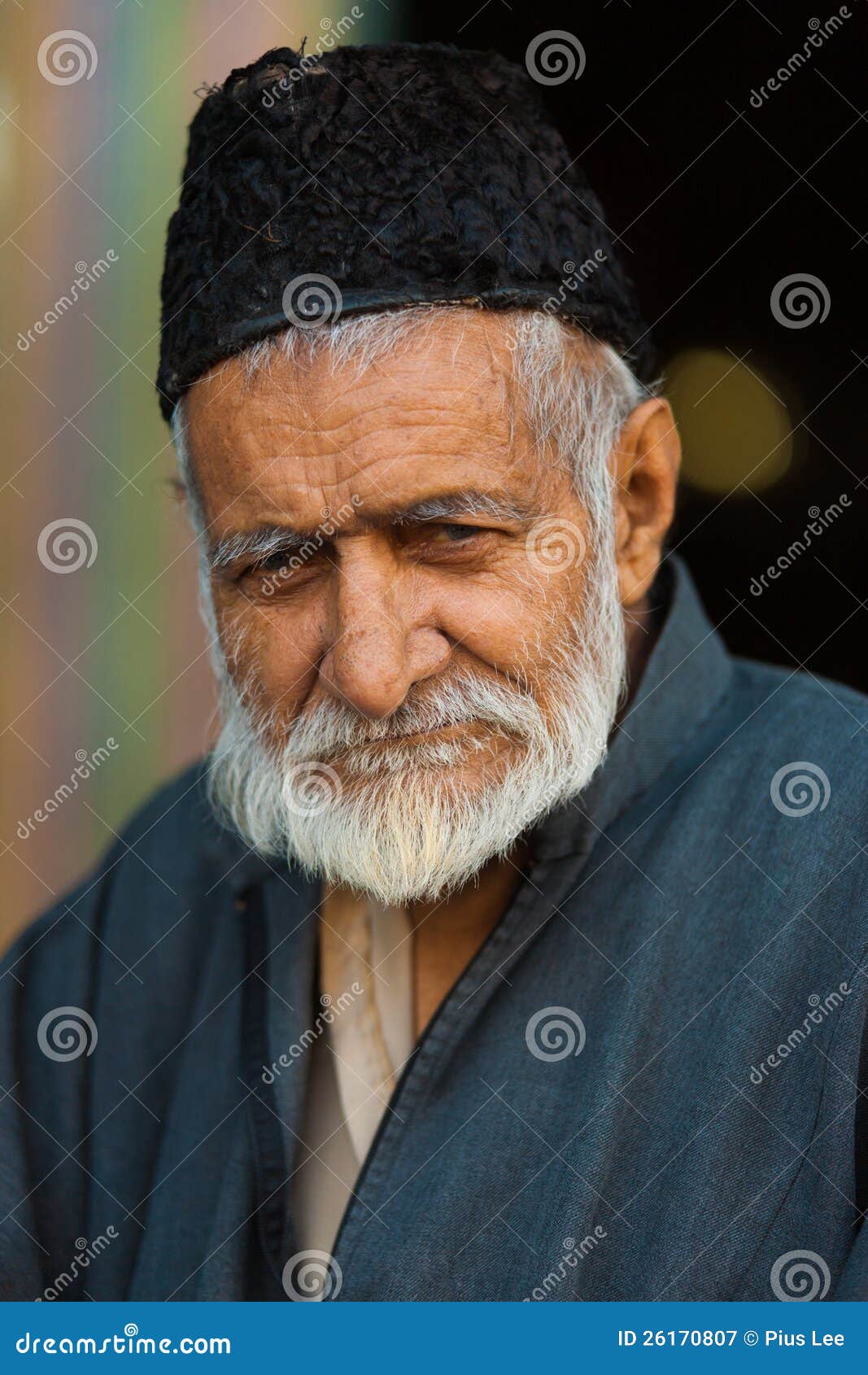 Old Kashmiri Muslim Man Shah E Hamdan Mosque Editorial Photography ...