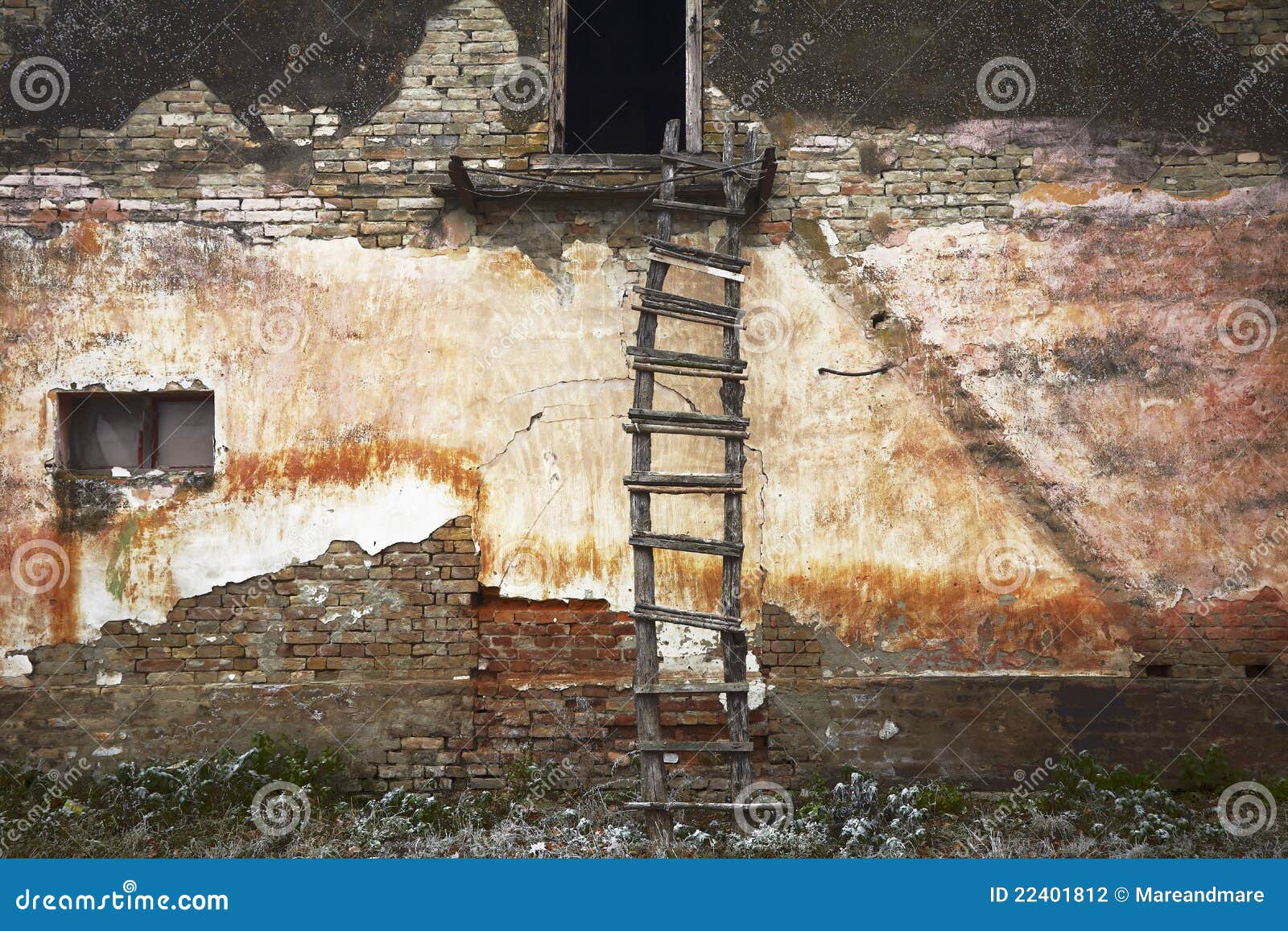 Old Ladder Stock Photography | CartoonDealer.com #22401812
