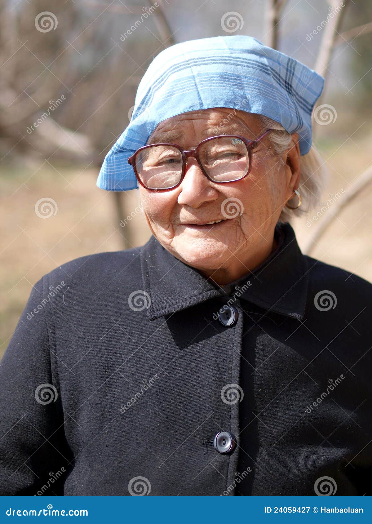The Old Lady Head a Handkerchief Editorial Photography - Image of ...