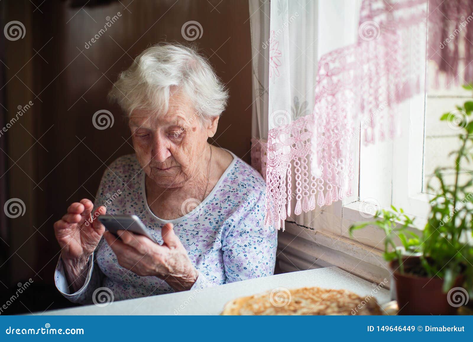 Old Lady Sits and Typing on Smartphone. Stock Image - Image of elderly ...