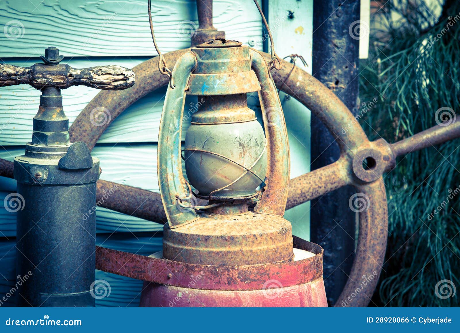 Old lamp stock photo. Image of illumination, fire, brilliant - 28920066