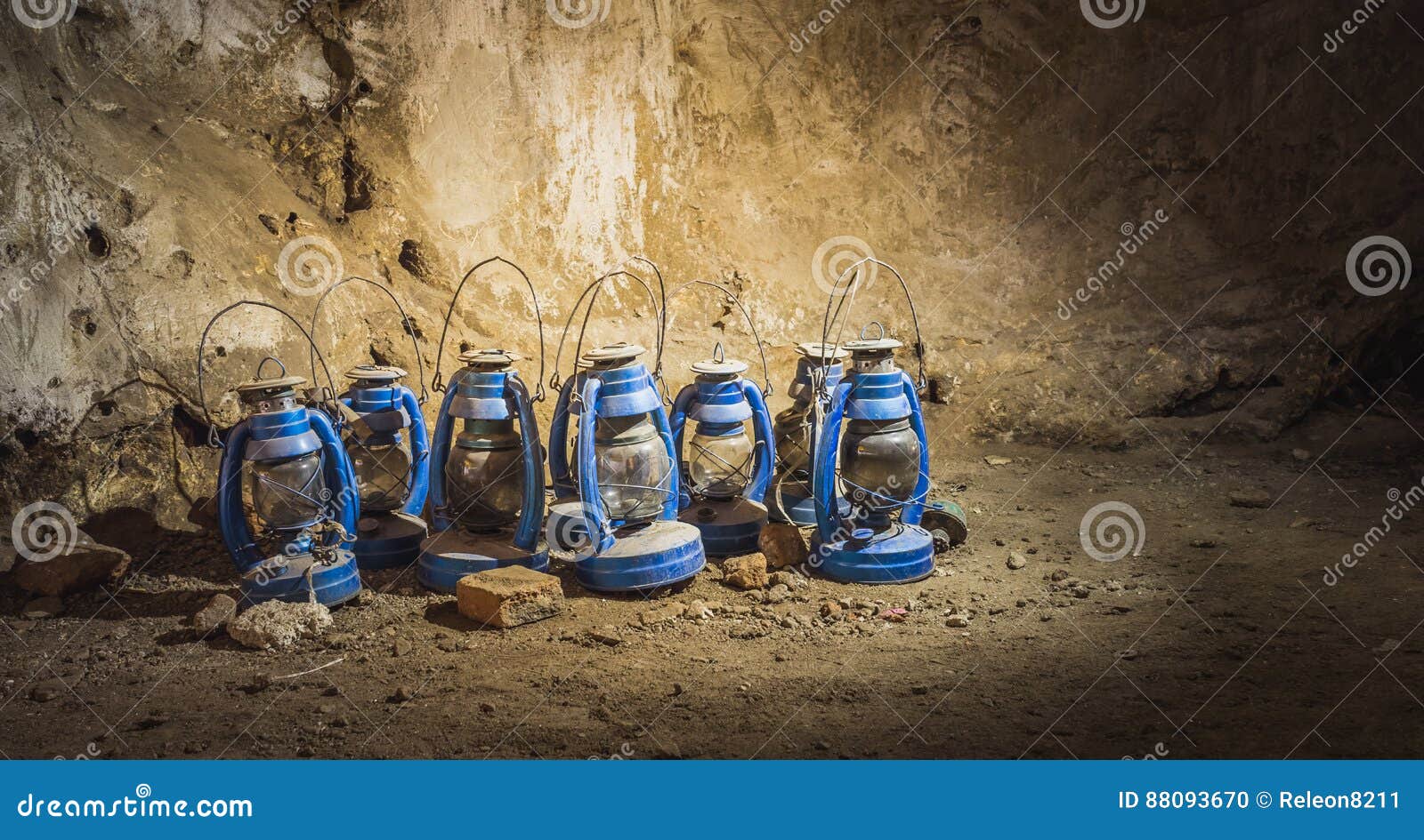 The old lamp stock photo. Image of cave, flame, dust - 88093670