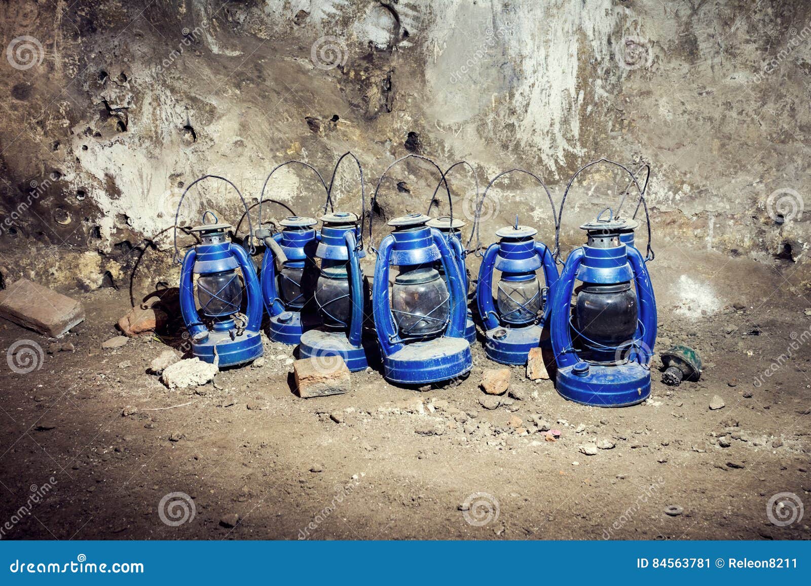 The old lamp in the cave stock image. Image of bright - 84563781