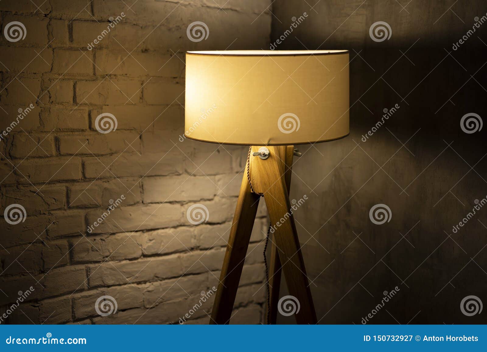 Old Lamp in the Room Corner Stock Image - Image of night, light: 150732927