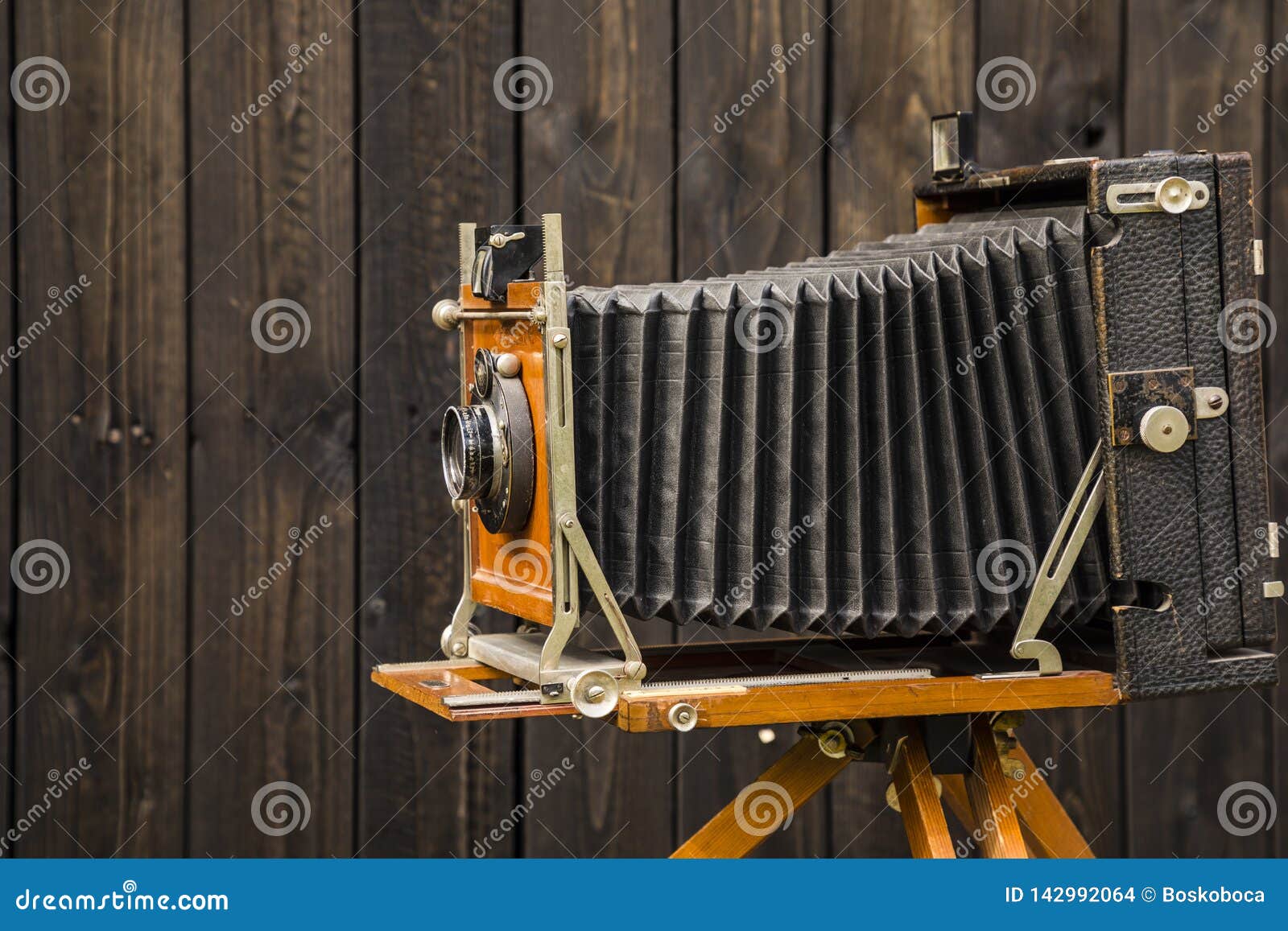 Old large format camera stock photo. Image of professional - 142992064