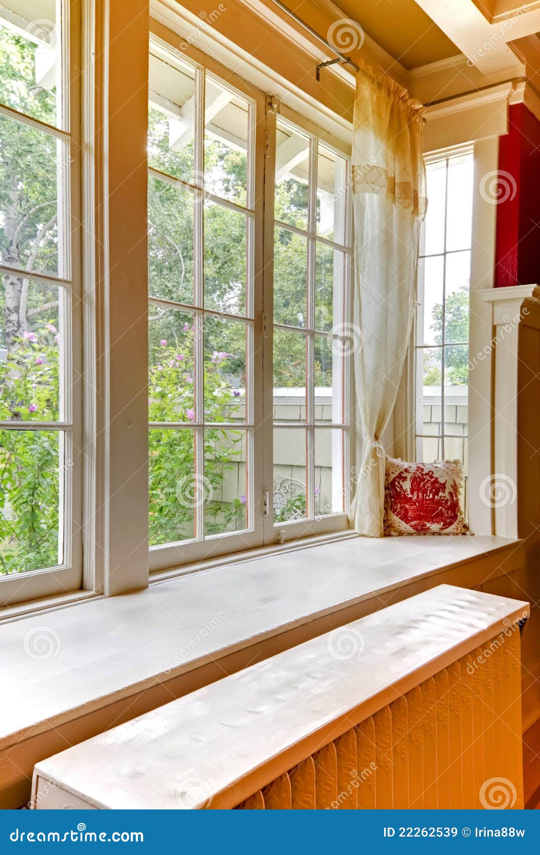 19,682 Old Large Window Stock Photos - Free & Royalty-Free Stock Photos ...