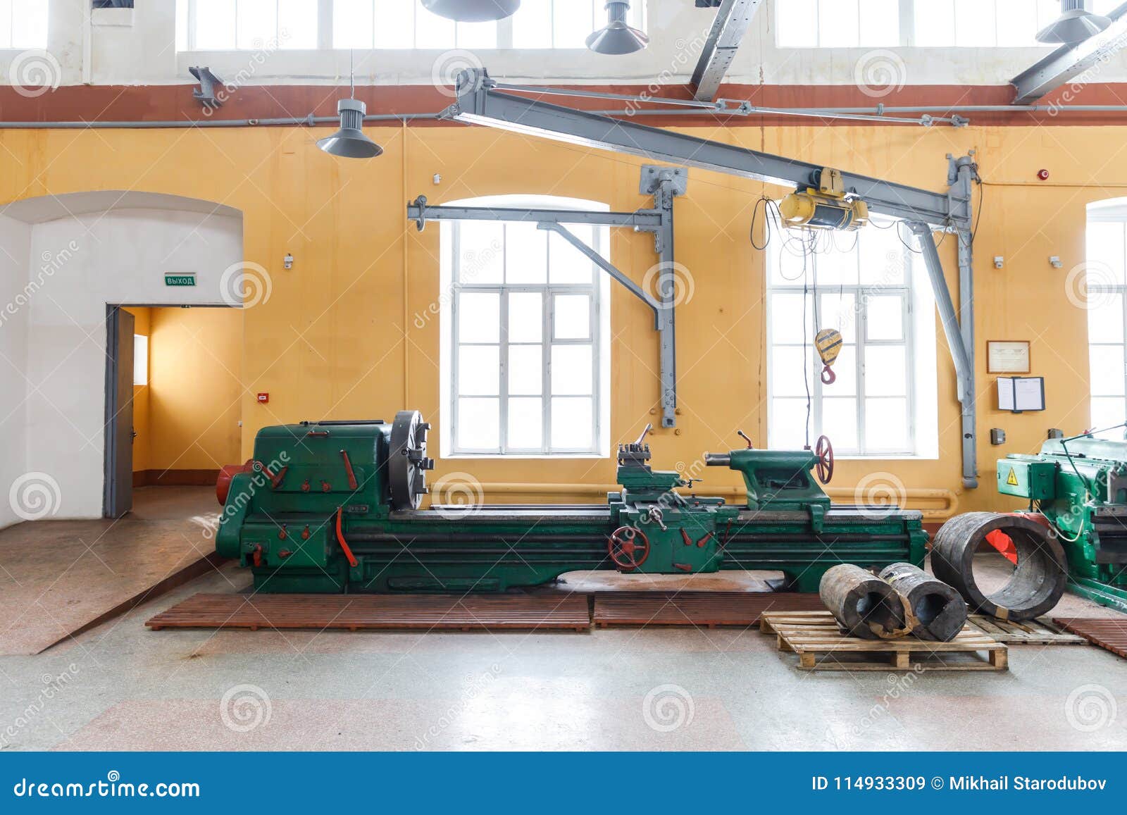 The Old Lathe Machine Tool Equipment Stock Image - Image of hardware ...