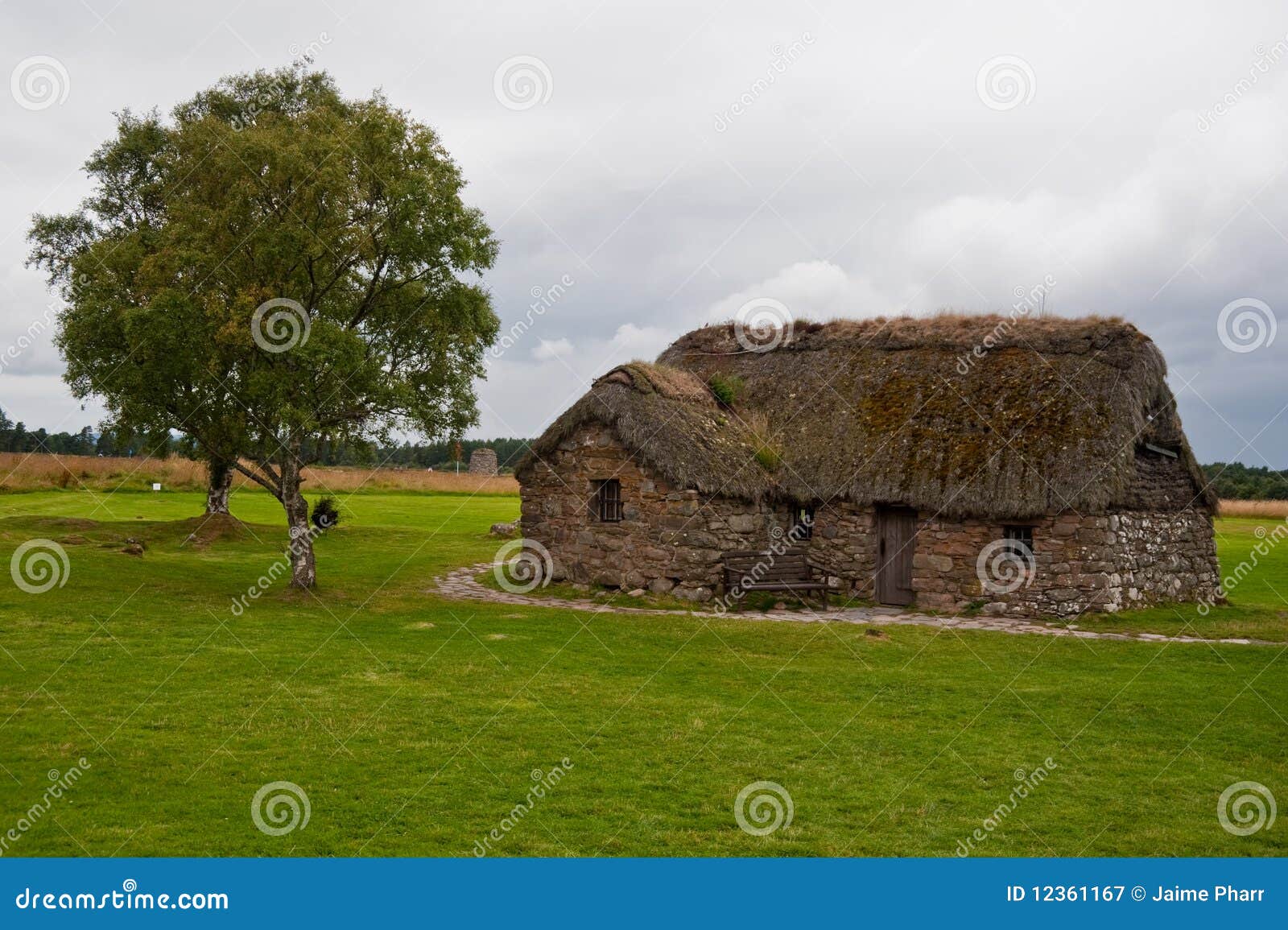 Old Leanach Cottage stock image. Image of stone, battlefield - 12361167
