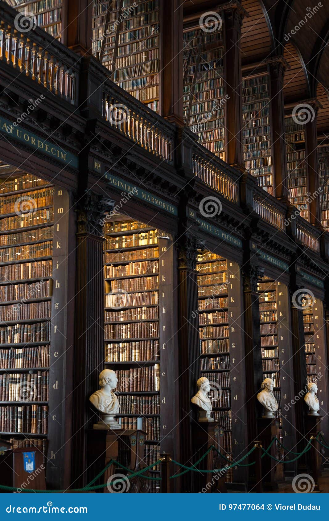 Old Library of Trinity College, Dublin Editorial Stock Image - Image of ...