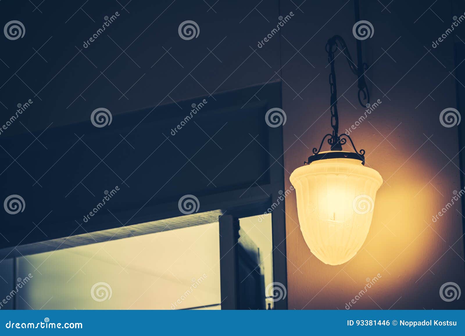 Old Light Bulb Tone Vintage Stock Photo - Image of energy, close: 93381446