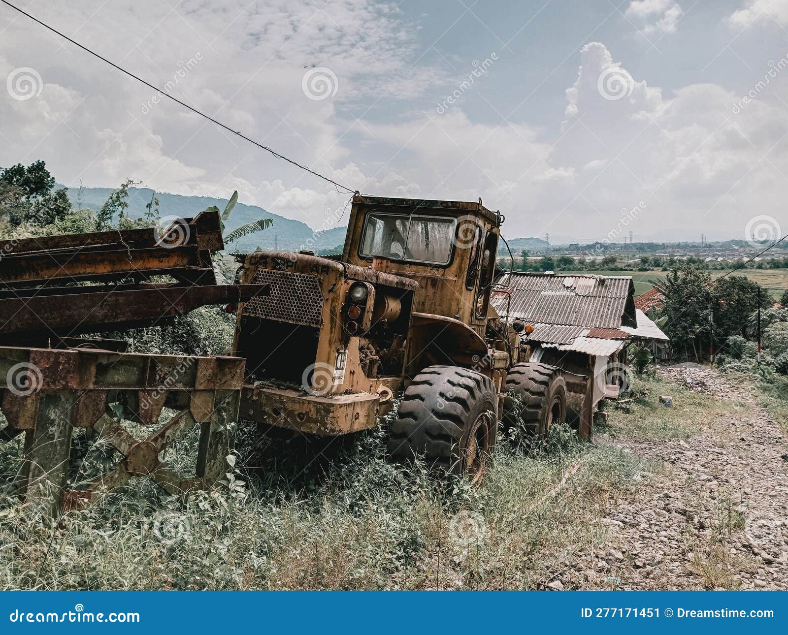 Old Loader with Beautiful View Stock Image - Image of scrapper ...