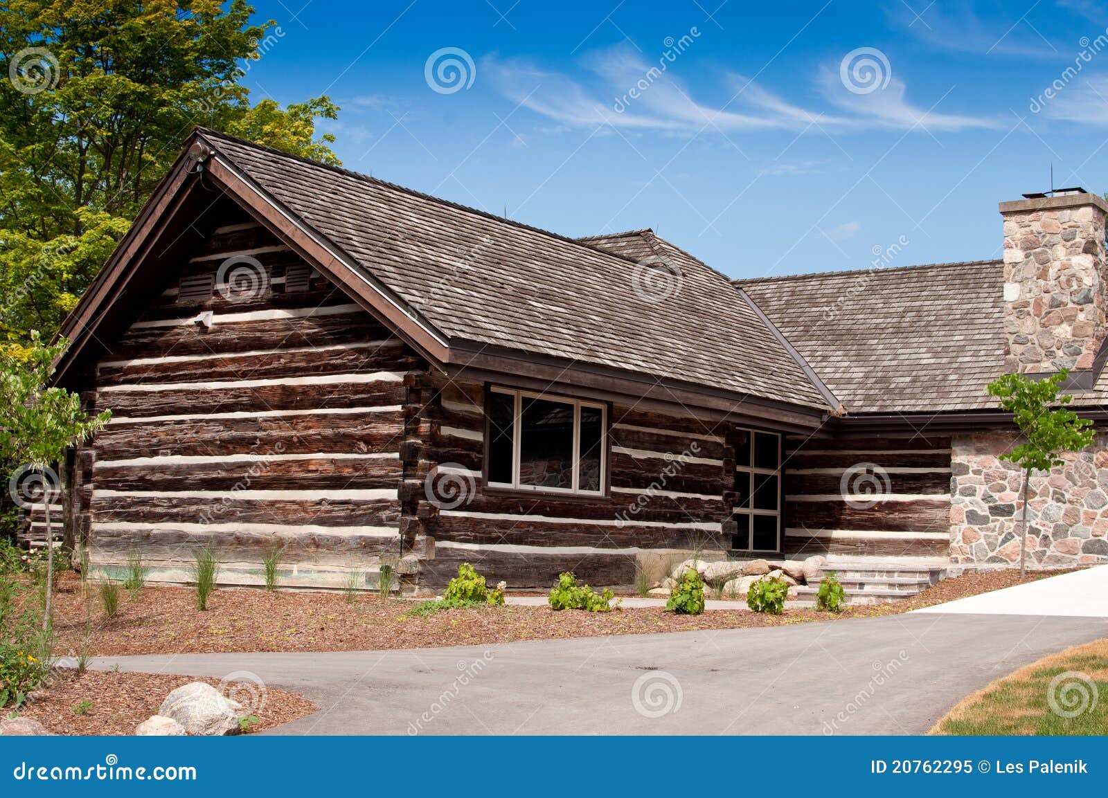Old log house stock image. Image of house, beam, wood - 20762295