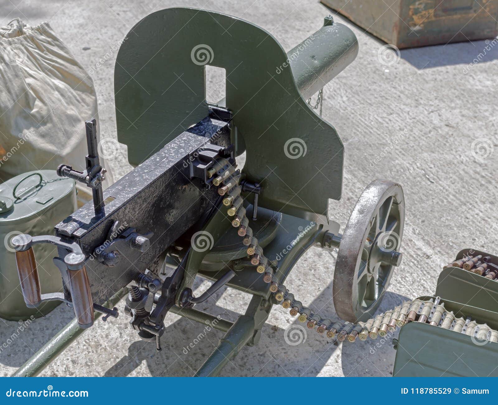 Old Machine Gun stock image. Image of artillery, battle - 118785529