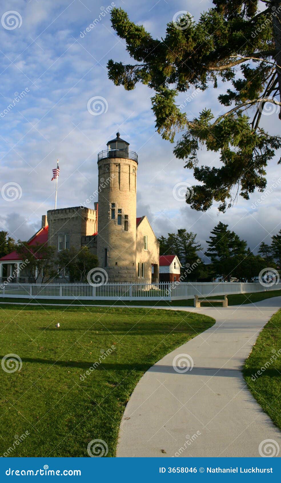 Old Mackinac Point Lighthouse Stock Photo - Image of brick, beacon: 3658046