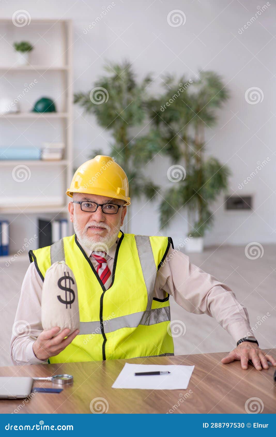 Old Male Architect in Planning Retirement Concept Stock Photo - Image ...