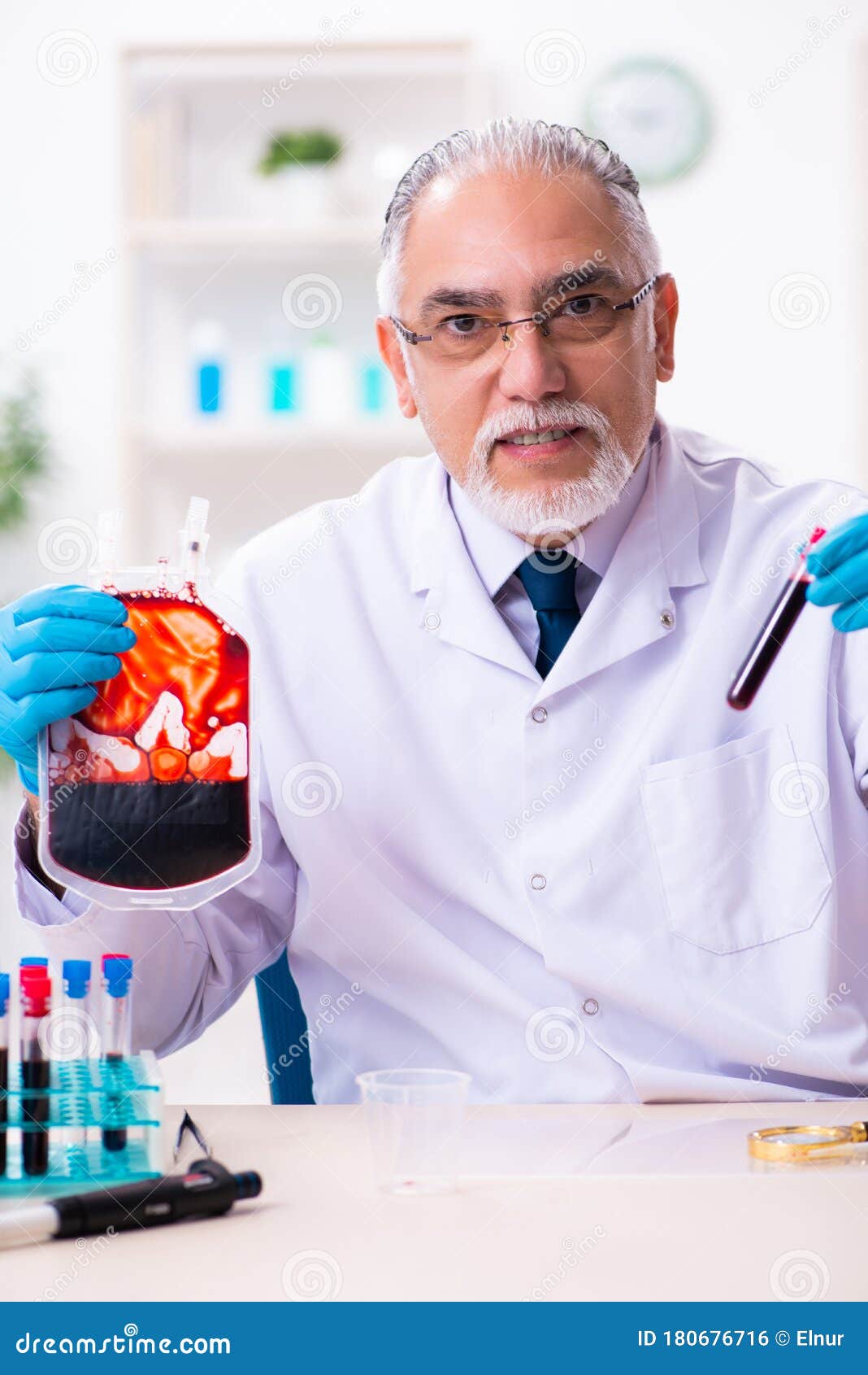 Old Male Chemist Working in the Lab Stock Photo - Image of discovery ...