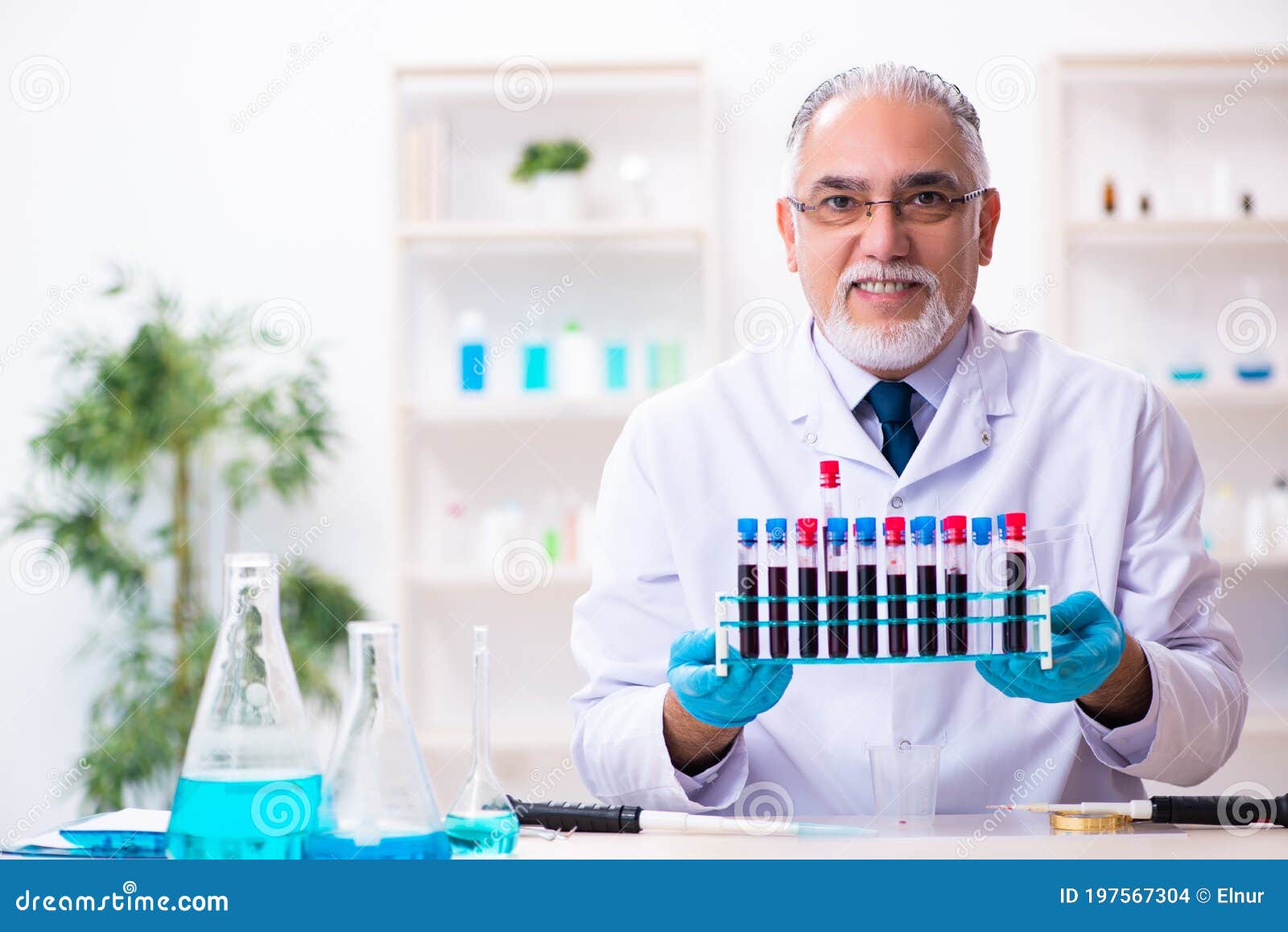 Old Male Chemist Working in the Lab Stock Photo - Image of chemist ...