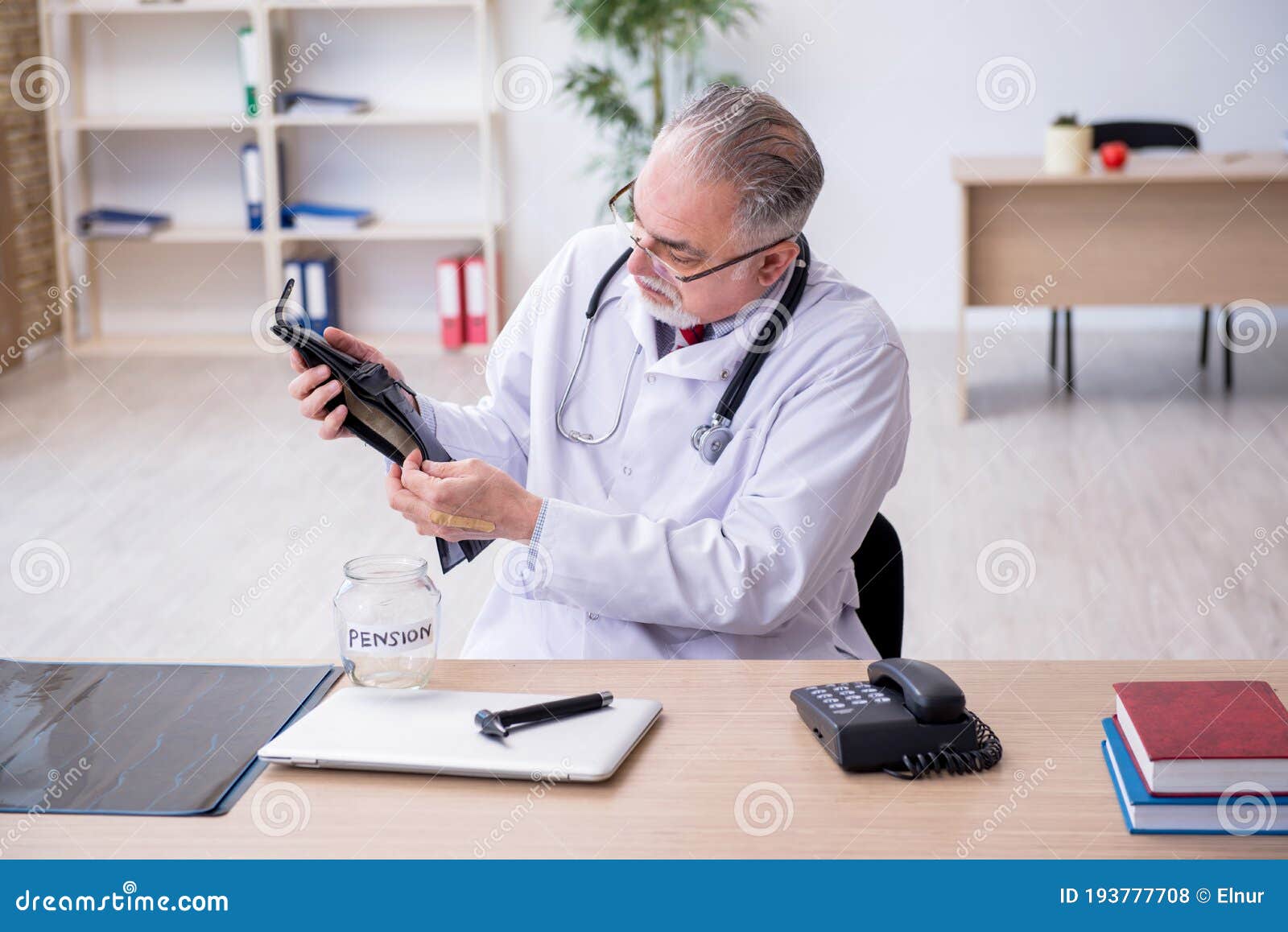 Old Male Doctor in Retirement Concept Stock Photo - Image of empty ...
