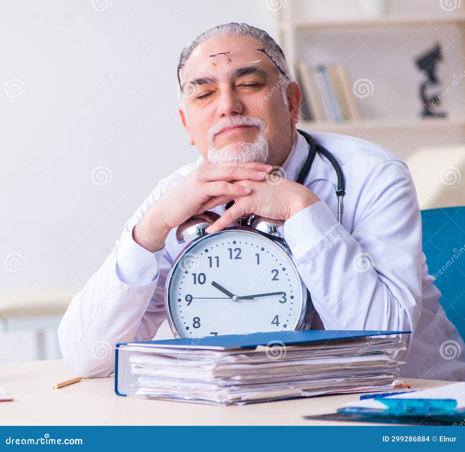Old Male Doctor Working in the Clinic Stock Photo - Image of recovery ...