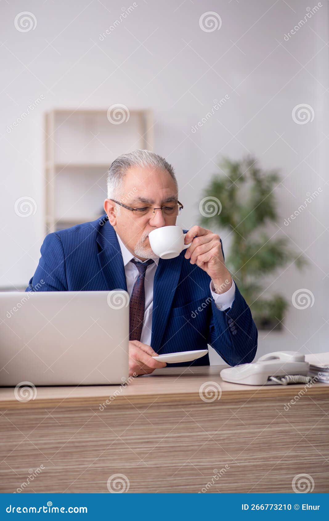 Old Male Employee Drinking Coffee during Break Stock Photo - Image of ...
