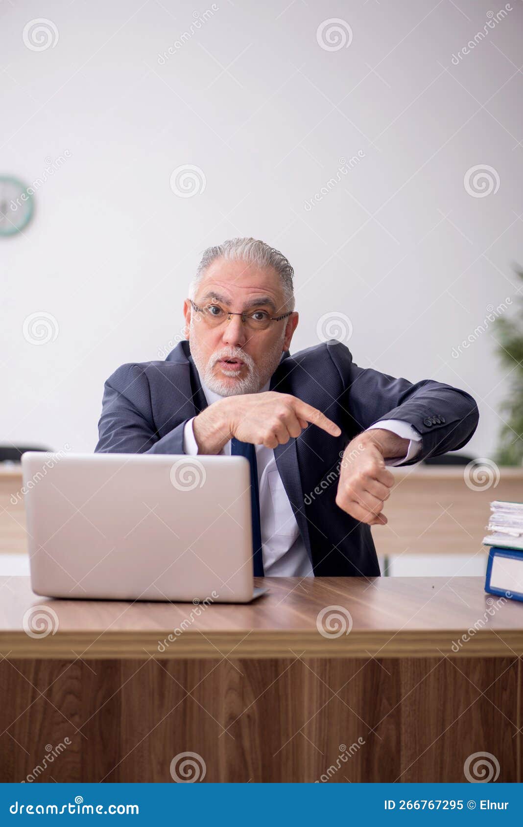 Old Male Employee Working in the Office Stock Image - Image of deadline ...