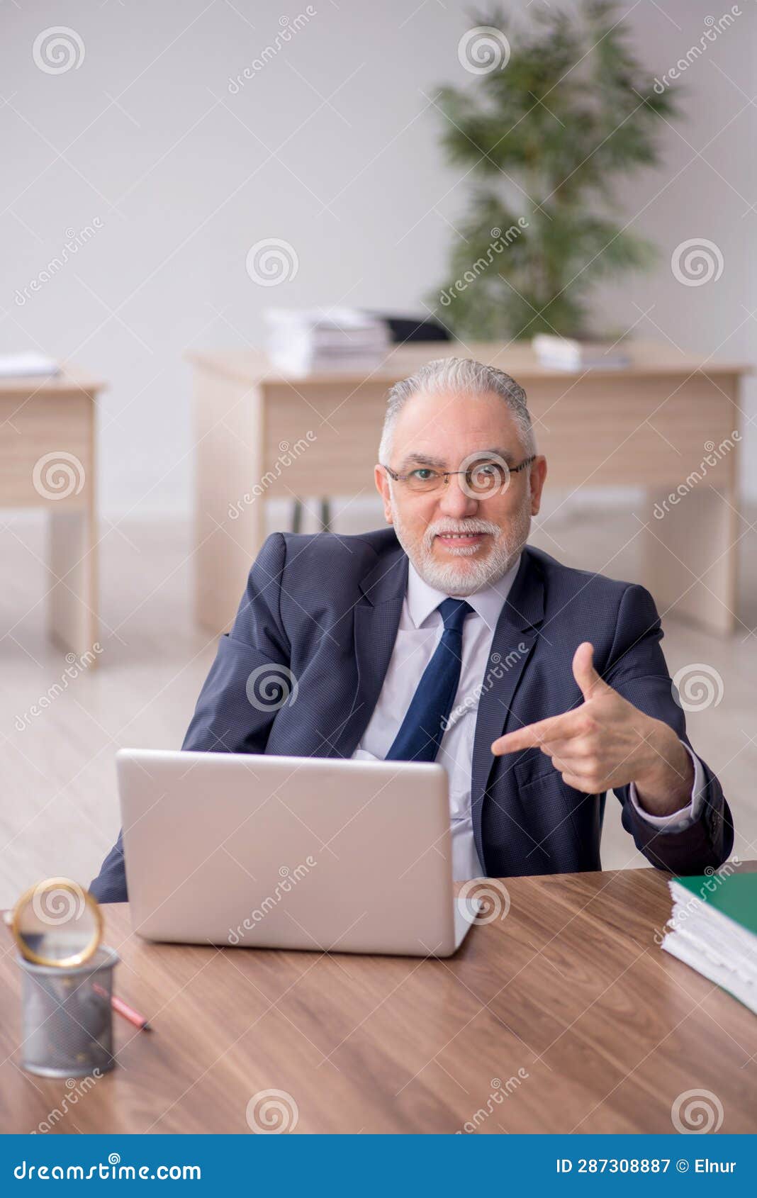 Old Male Employee Working in the Office Stock Image - Image of papers ...