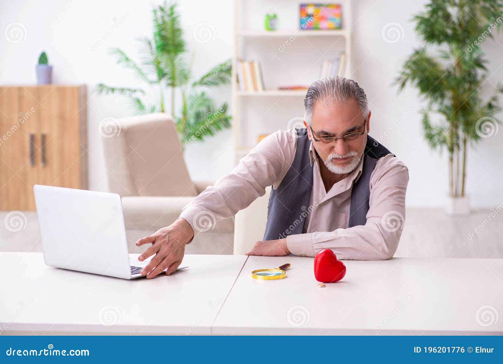 Old Man Doing Marriage Proposal Via Internet Stock Photo - Image of ...