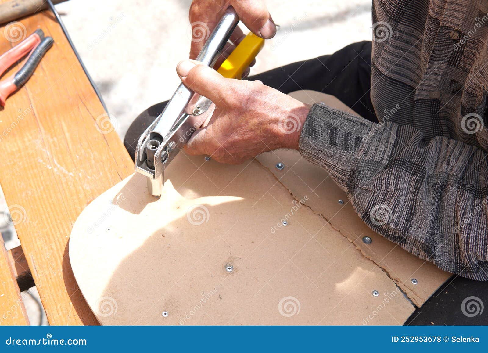 Old Man Hands Fixing Broken Chair Stock Photo - Image of repair ...