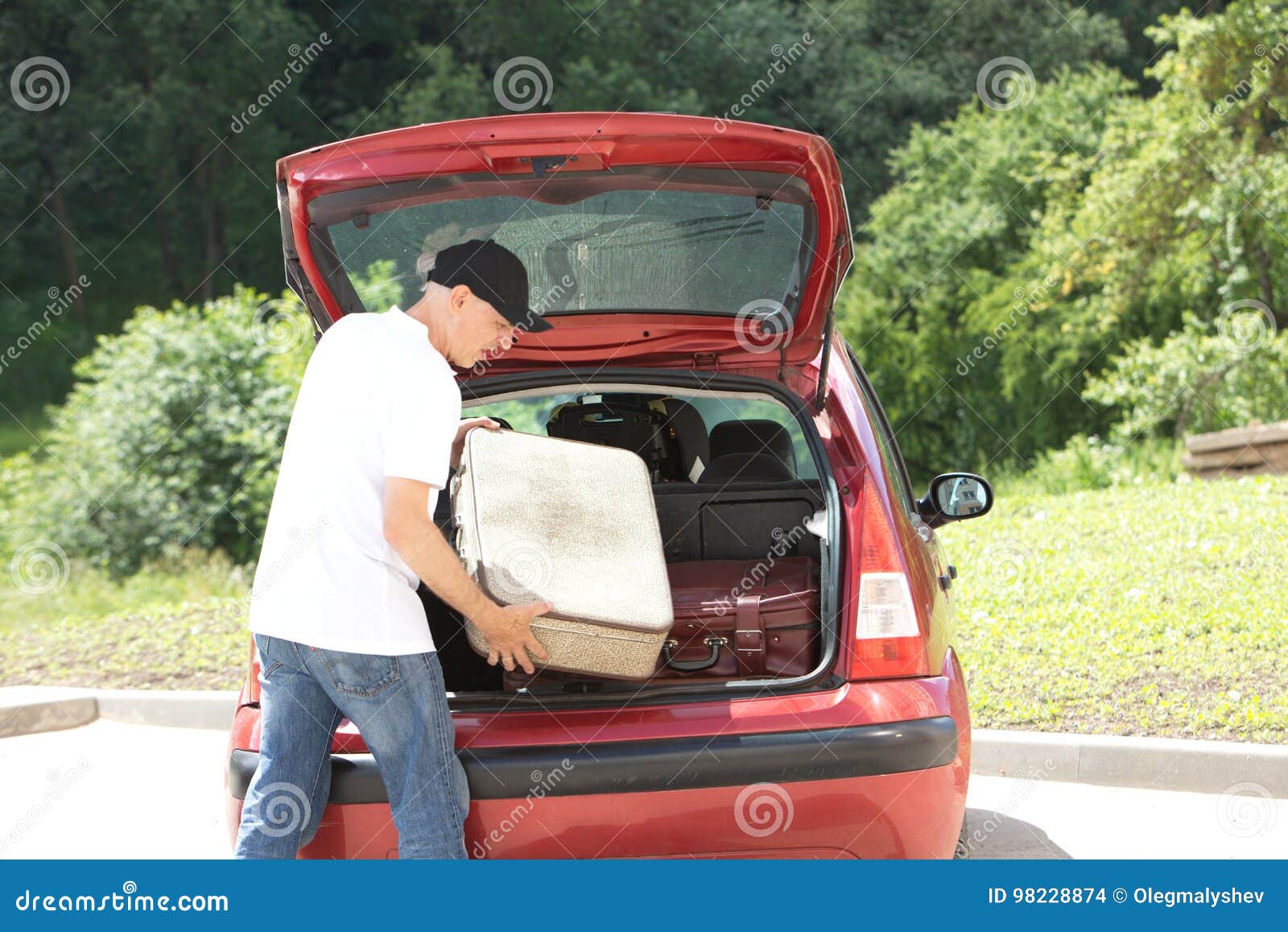 1,117 Man Loads Stock Photos - Free & Royalty-Free Stock Photos from ...